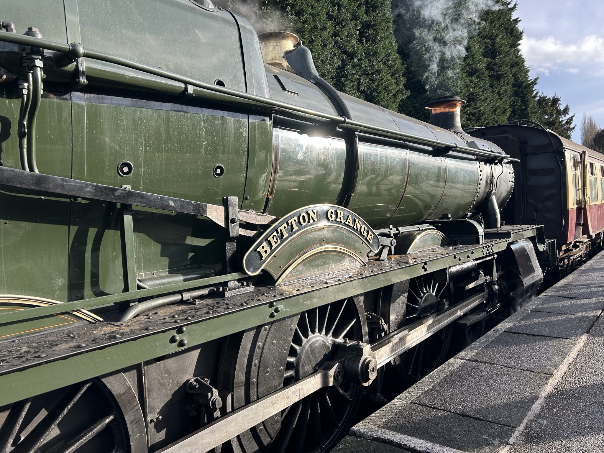 6880 visits the Great Central Railway - Betton Grange 6880Betton Grange ...